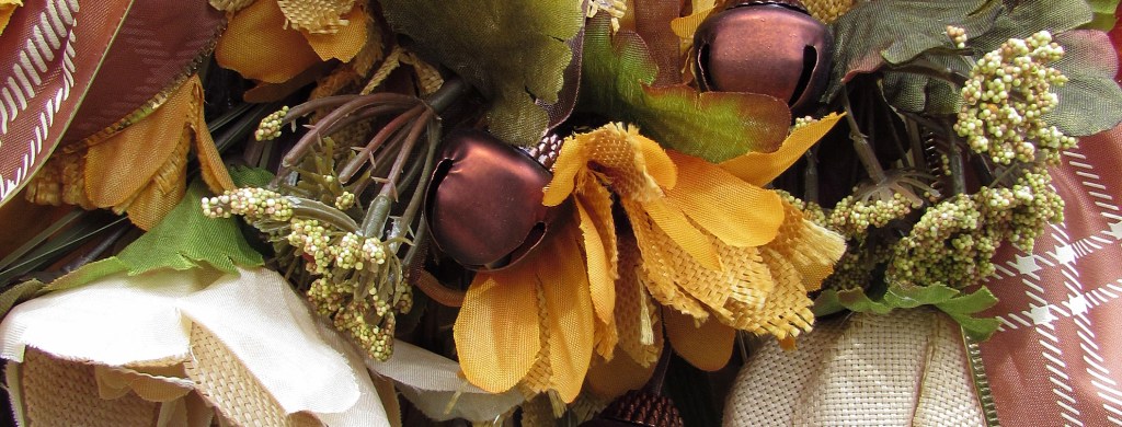 Dollar Tree Fall Rake Makeover – HOME ON THE CORNER