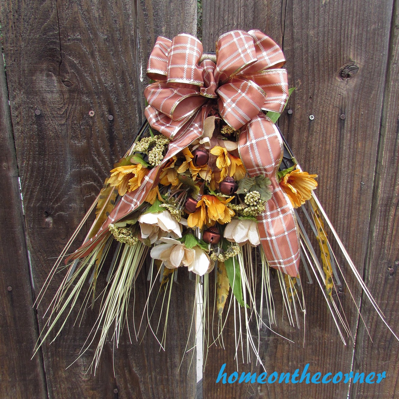 Dollar Tree Fall Rake Makeover – HOME ON THE CORNER
